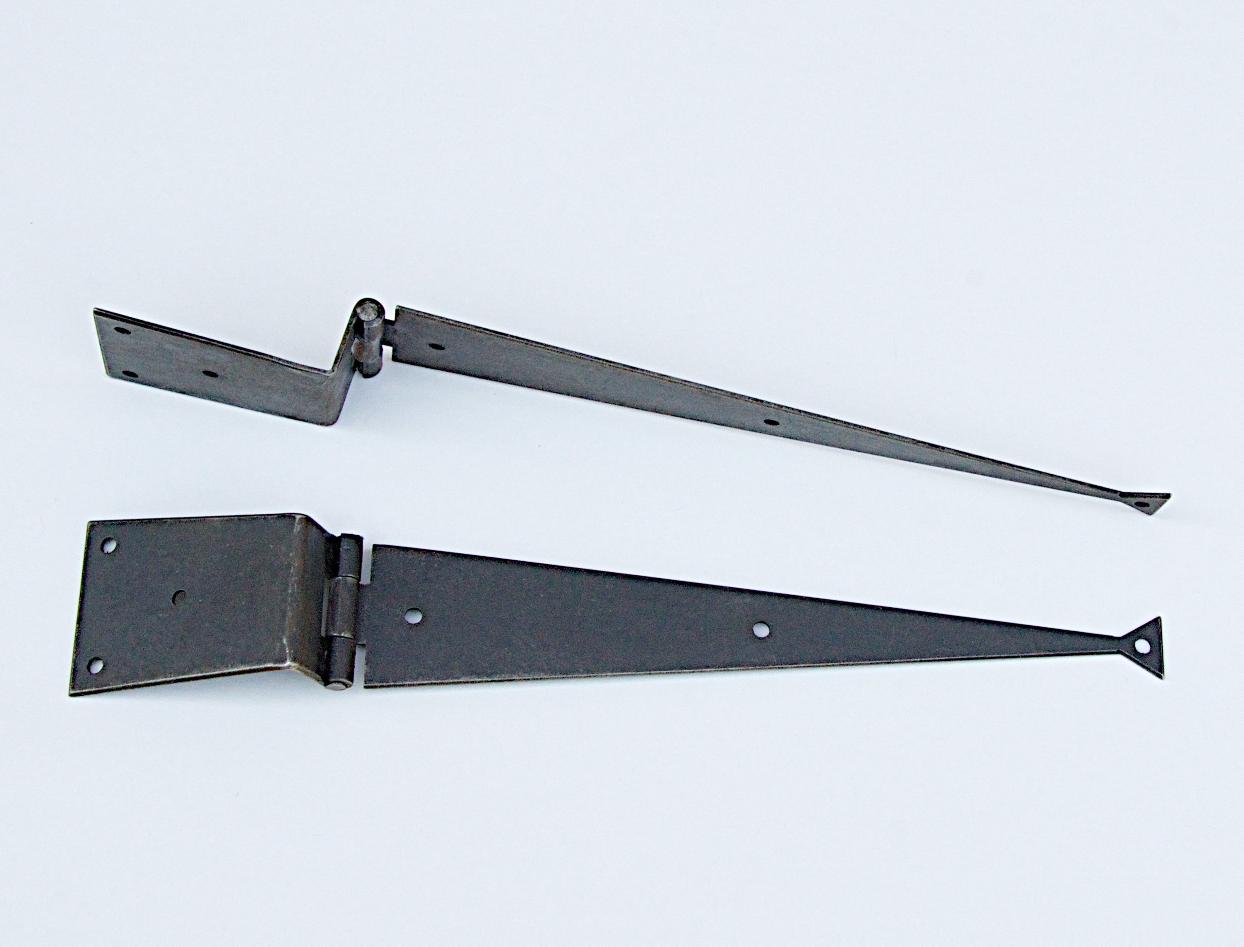 9" Fishtail Strap Blanket Chest Hinges, pair | Nathan's Forge, Ltd.